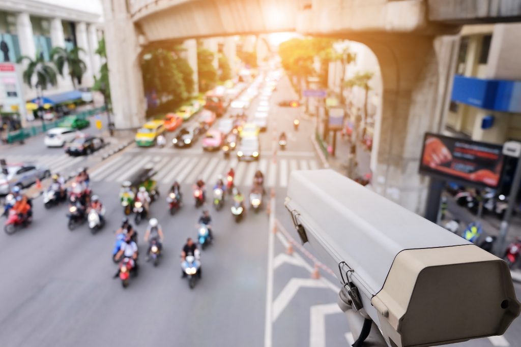 Traffic jam no more?: How smart traffic lights fight congestion ...